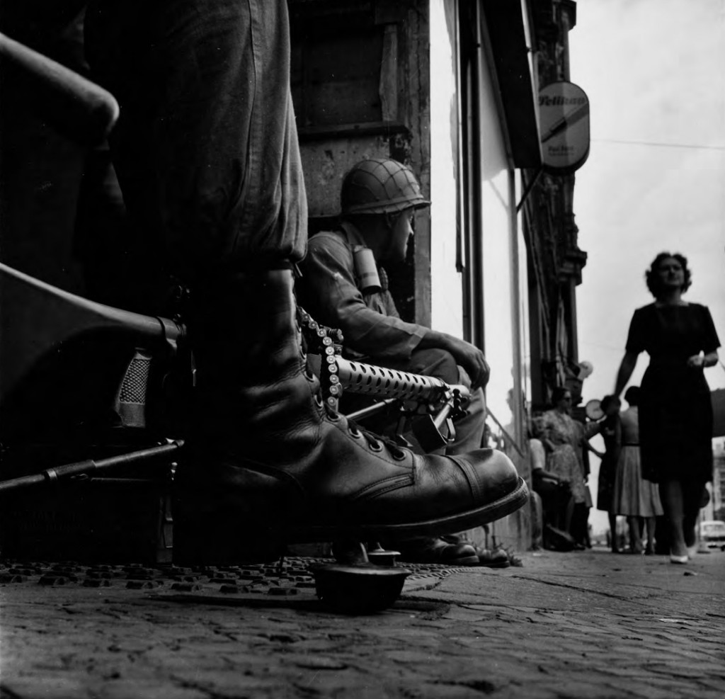 Biography – Don McCullin